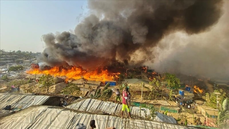 Fire leaves 1,200 Rohingya homeless in Bangladesh camps - Geo Live Tv