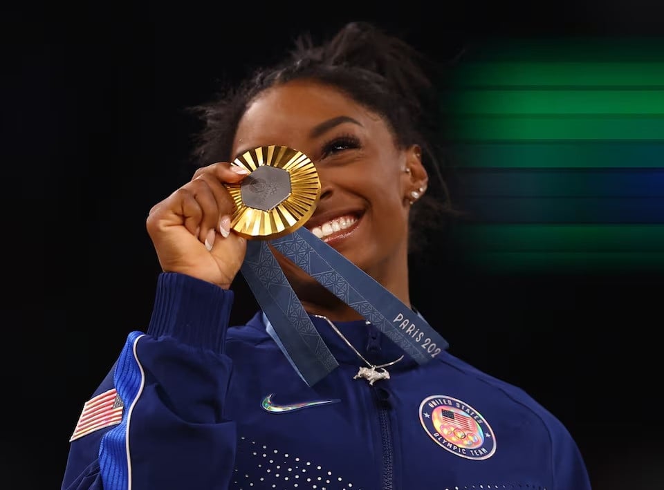Simone Biles defends husband wearing her Olympic gold medal - Geo Live Tv