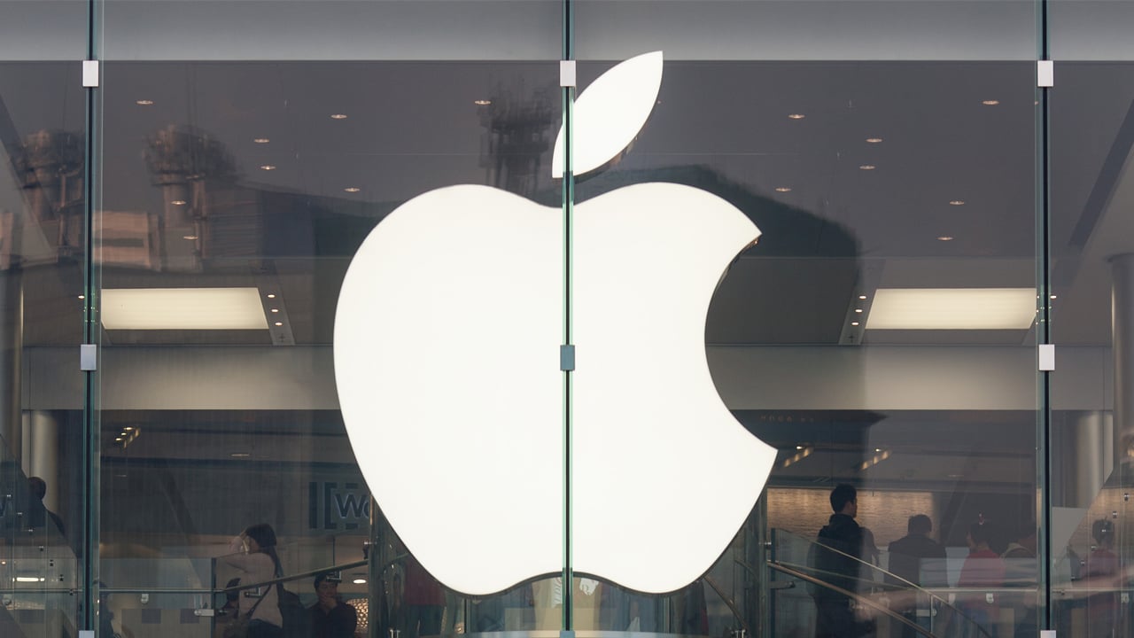 Apple blocks access to sensitive information for Tinder owner, startups ...